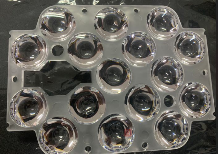 Plastic aspheric lens array - Sinoptix | Optical components